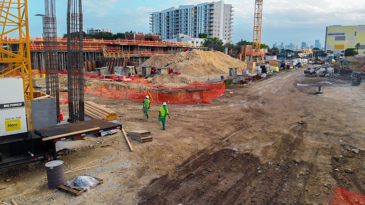 Understanding Construction Overhead and Reducing Costs | SmartBarrel